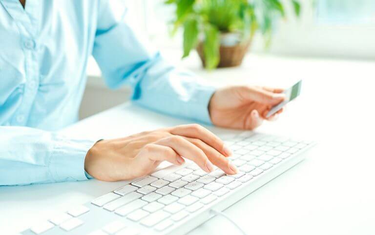 クレジット機能もお金を借りるのもアコムACマスターカードで | お金借りるマップ